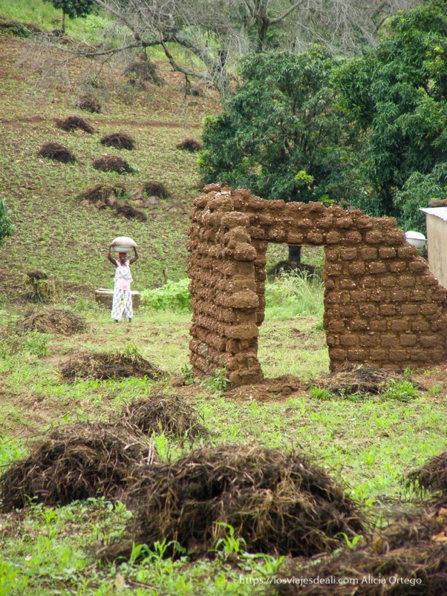 Sansana, un rincón del País Lobi en Burkina Faso, el país de los ...