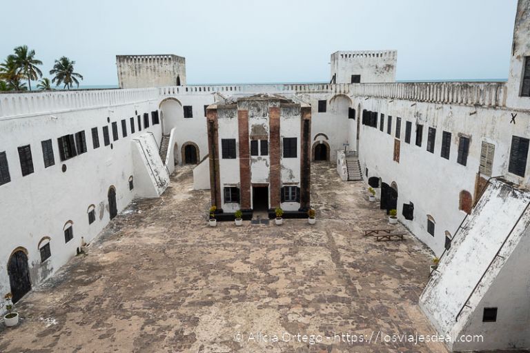 🌴 Elmina y Cape Coast, imprescindibles de la costa de Ghana